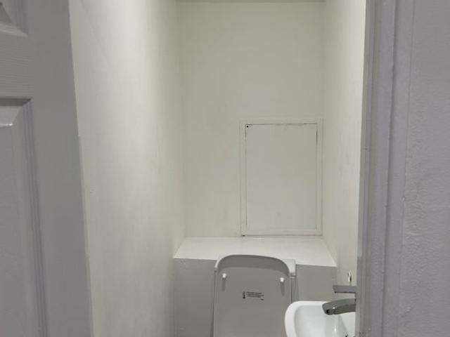 Room at Panfield Road, Greater London