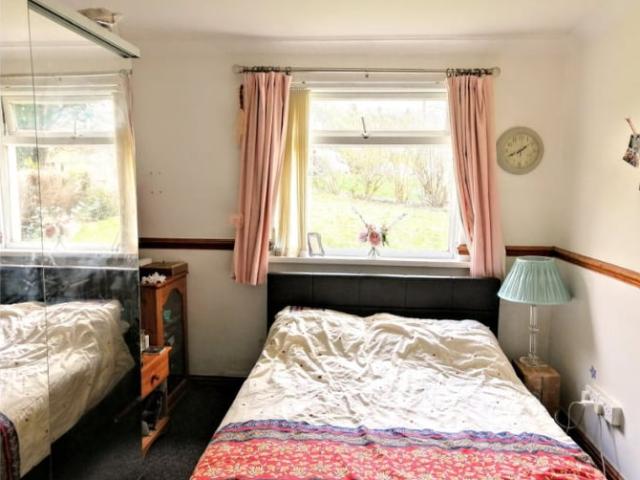 Room at Pantgwynlais, Cardiff