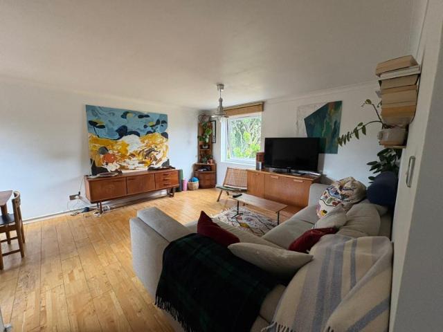 Room at Pasley Close, Greater London