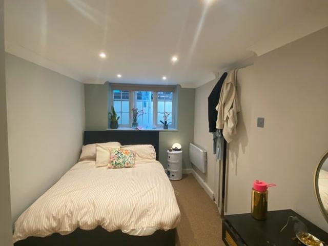 Room at Paradise Row, Greater London