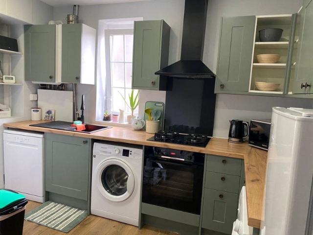 Room at Pardoner Street, Greater London
