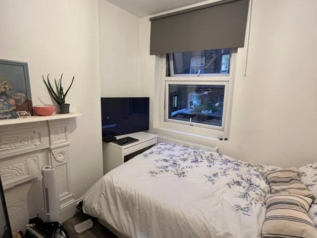 Room at Parfett Street, Greater London