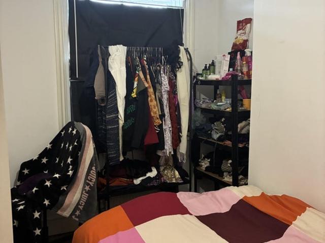 Room at Parfett Street, Greater London