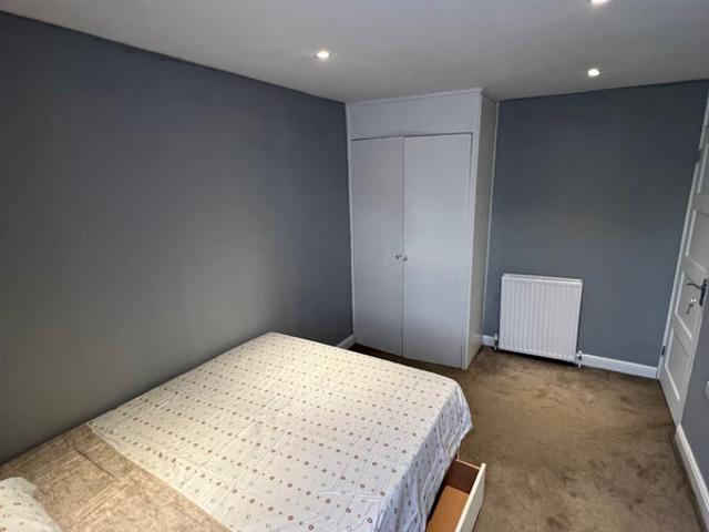 Room at Paringdon Road, Harlow