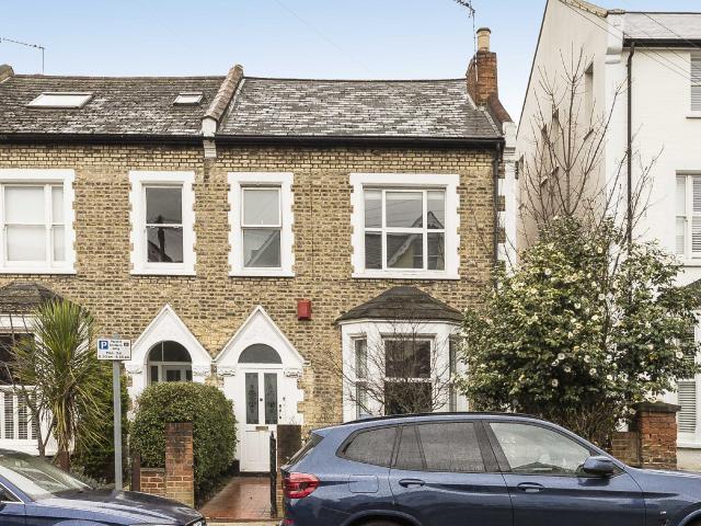 Room at Parkwood Road, Greater London