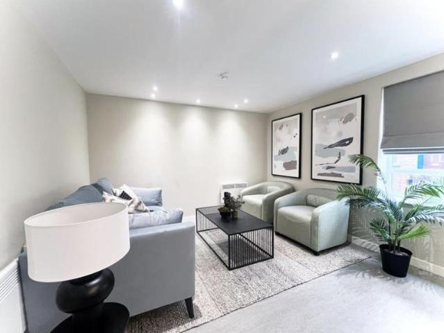 Room at Park Street, Shaw