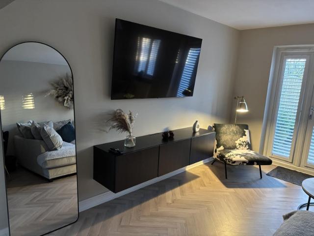 Room at Park Road, Bolton