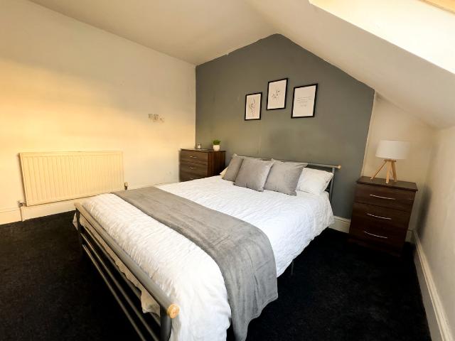 Room at Park Road, Hull