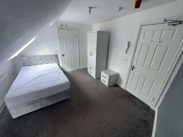 Room at Park Road, Hull