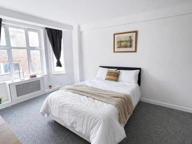 Room at Park West Place, City of Westminster