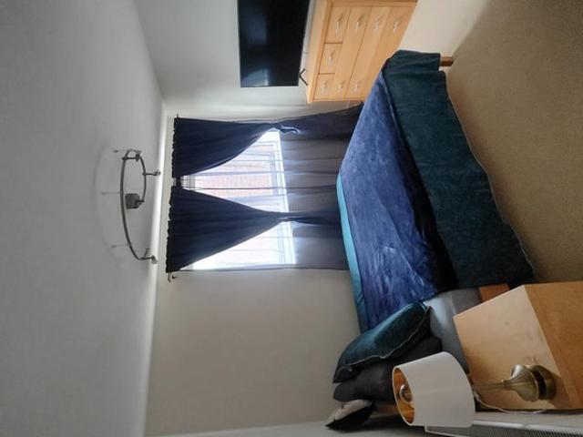 Room at Parkgate Road, Greater London