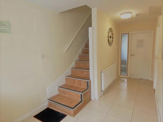 Room at Parkside Road, Greater London