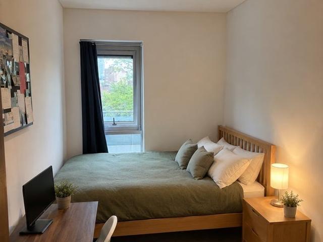 Room at Parr Street, Greater London