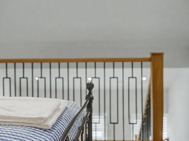 Room at Parr Street, Liverpool