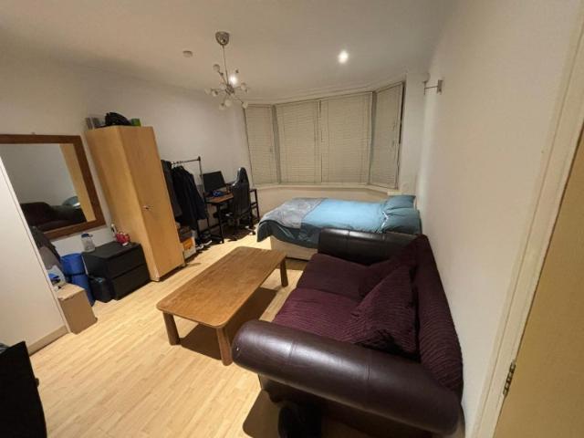 Room at Parrs Wood Road, Manchester