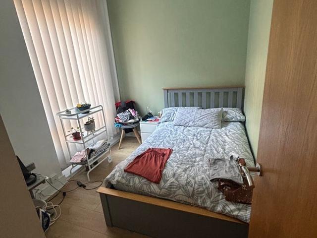 Room at Peckham Grove, Greater London