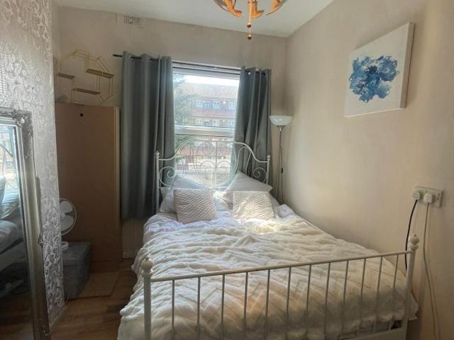 Room at Peckham Rye, Greater London