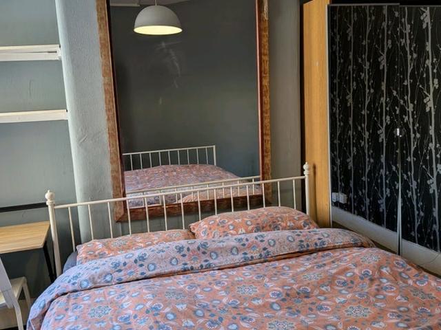 Room at Peacock Yard, Greater London
