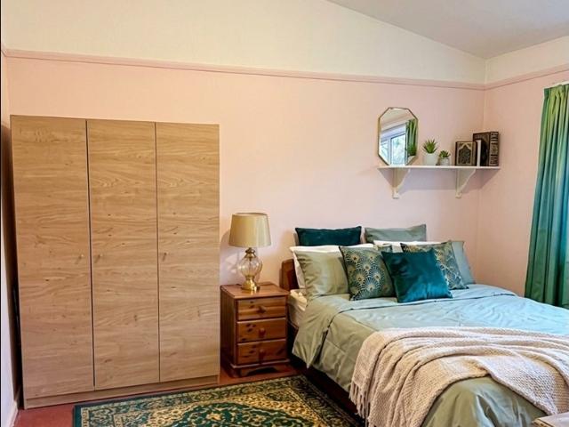 Room at Pearscroft Road, Greater London