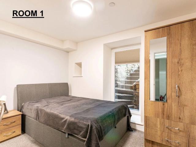 Room at Peffermill Road, City of Edinburgh