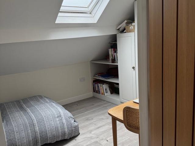 Room at Pembroke Road, Cardiff