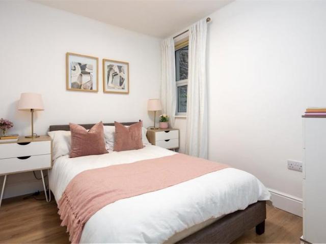 Room at Pembroke Road, Bristol