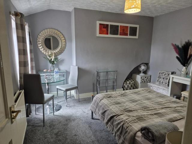 Room at Pembroke Street, Salford