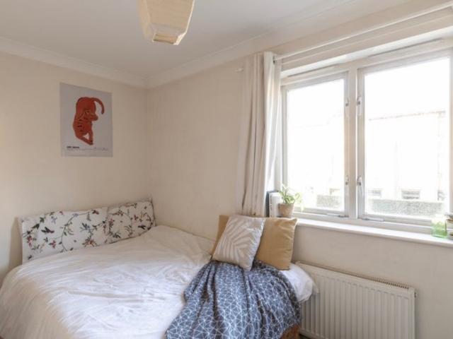 Room at Pembry Close, Greater London