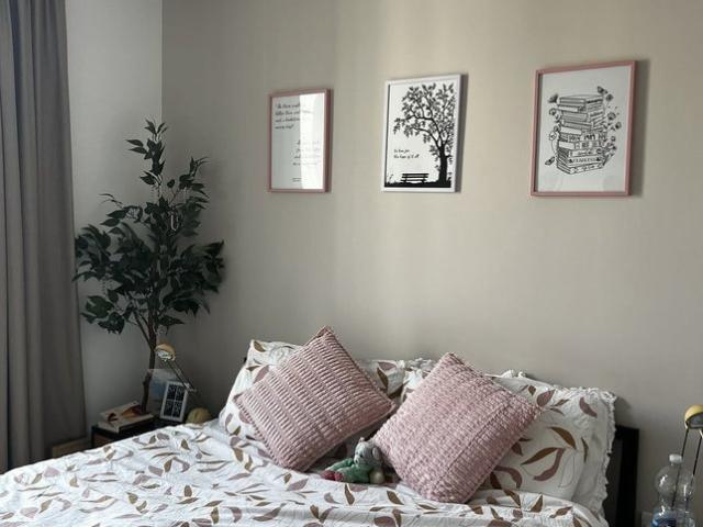 Room at Penny Brookes Street, Greater London