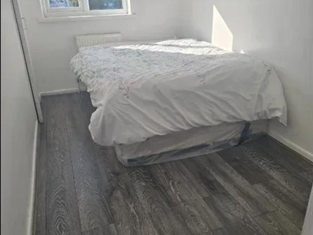 Room at Penn Street, Manchester