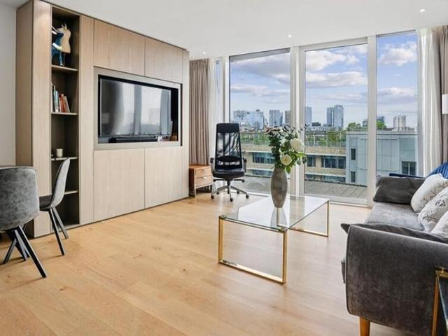 Room at Pennington Quay Walk, Greater London