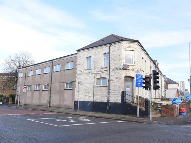 Room at Penarth Road, Cardiff