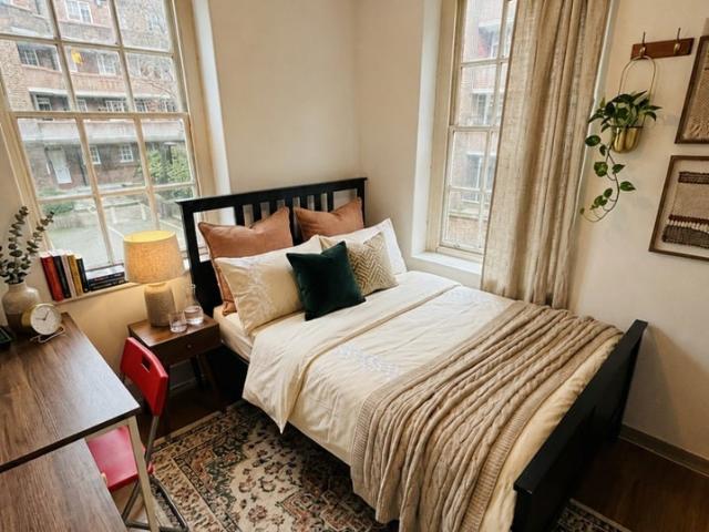 Room at Penfold Street, City of Westminster