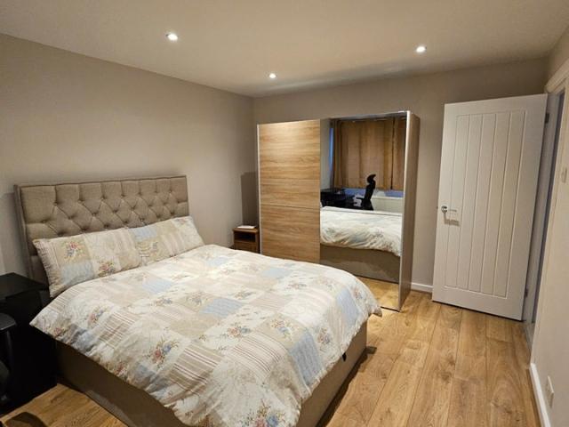 Room at Penhill Road, Greater London