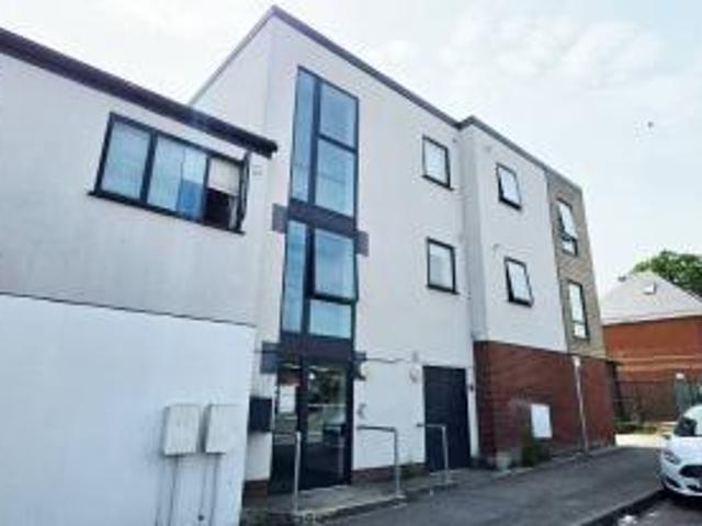 Room at Pentland Avenue, Chelmsford