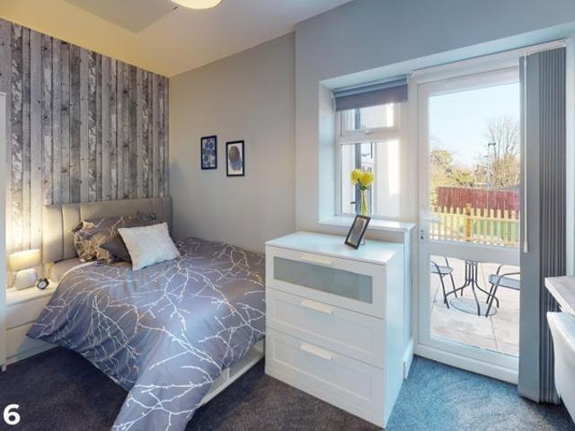 Room at Pentland Avenue, Chelmsford