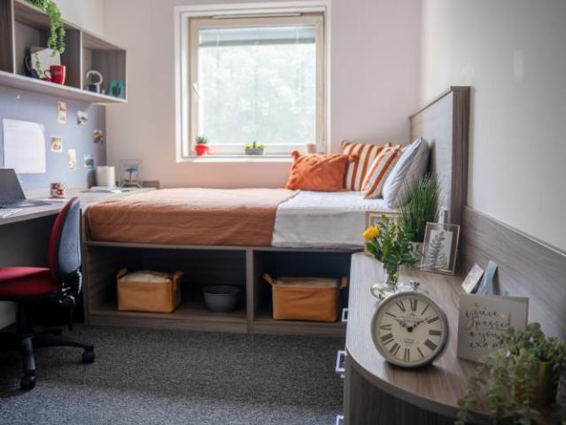 Room at Pentonville Road, Greater London