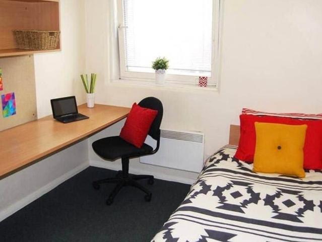 Room at Pentonville Road, Greater London