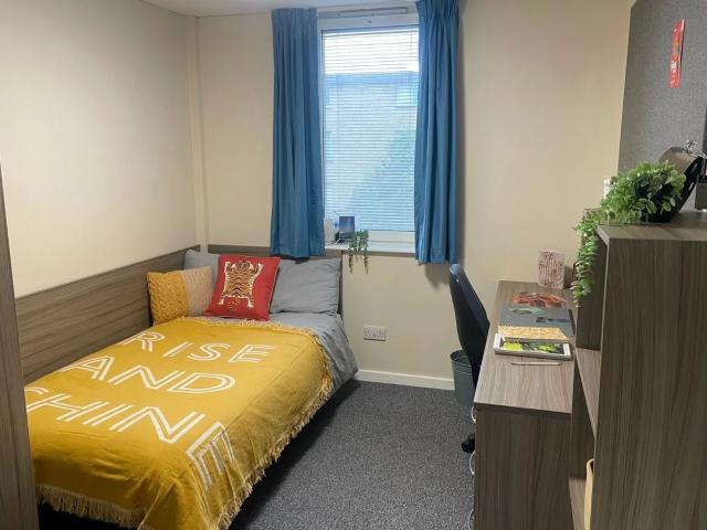 Room at Pentonville Road, Greater London