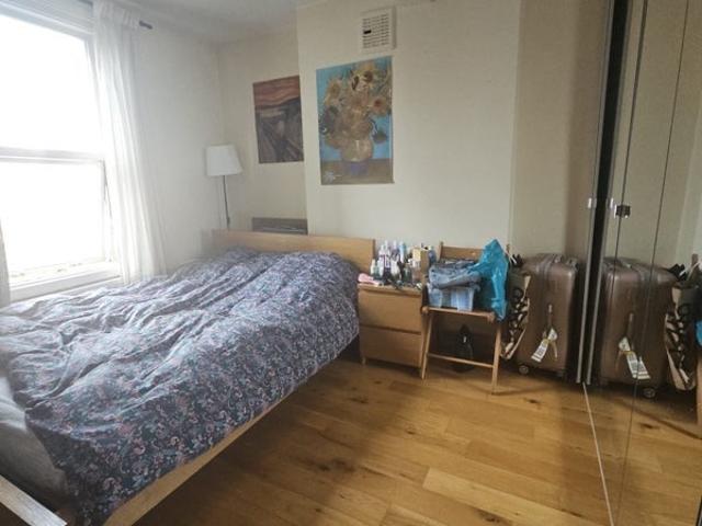 Room at Pentonville Road, Greater London