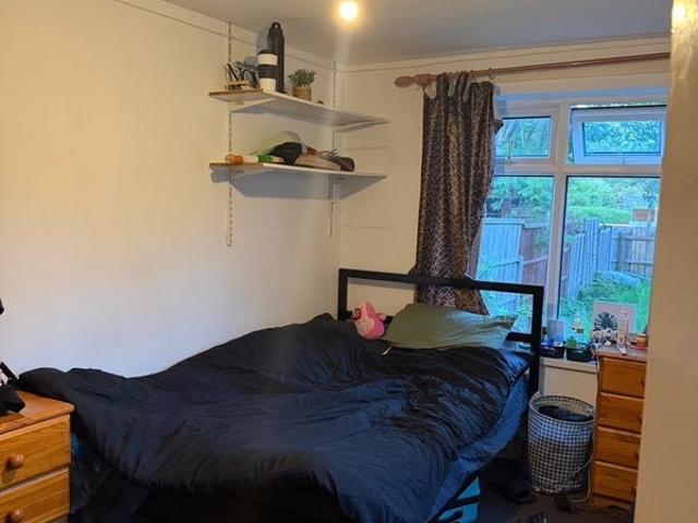 Room at Pershore Road, Birmingham
