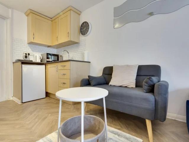 Apartment at Peverel Road, Cambridge