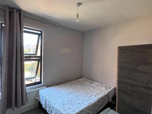 Room at Philip Lane, Greater London
