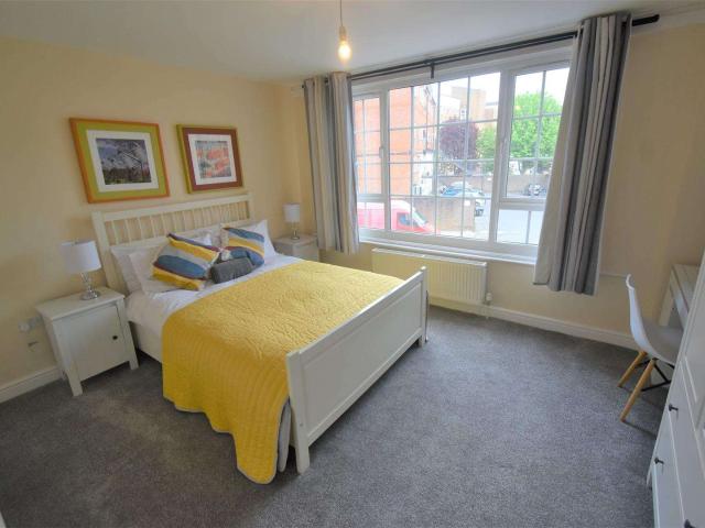 Room at Phoenix Place, Dartford