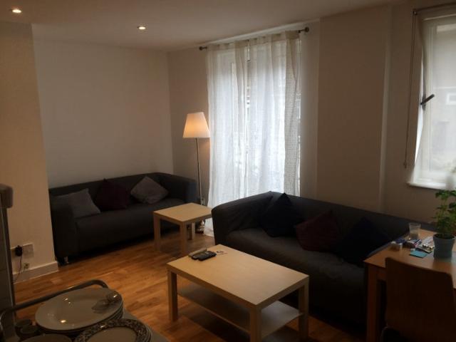 Room at Pigott Street, Greater London