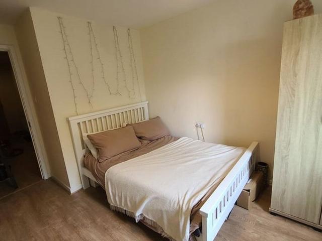 Room at Pilrig Heights, City of Edinburgh