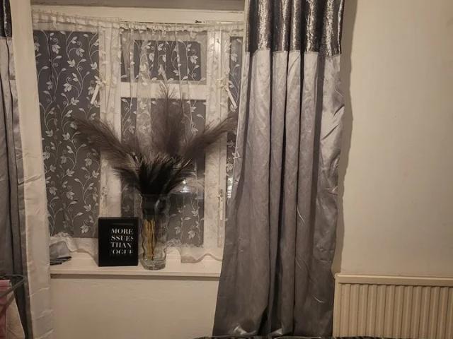 Room at Pinewood Close, Salisbury