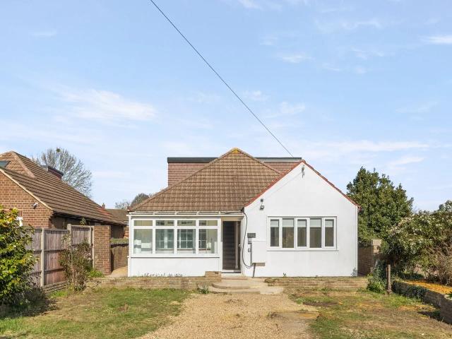 Room at Pippin Court, Borough of Spelthorne