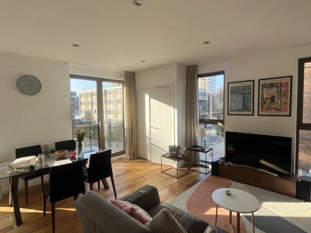 Room at Pitfield Street, Greater London