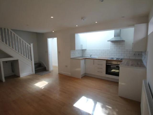 Room at Pitshanger Lane, Greater London